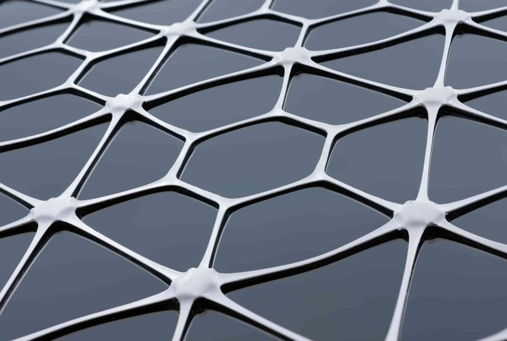 Geogrid untuk Tanah Lunak: Interlocking vs Kuat Tarik